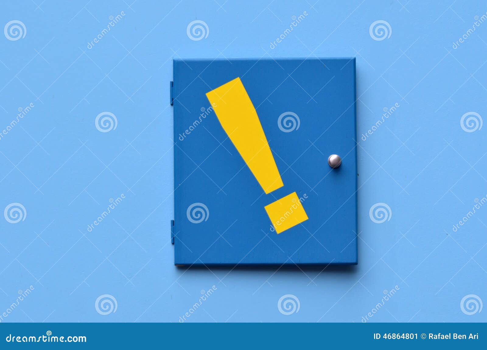 Attention Emoticon Royalty-Free Stock Photo | CartoonDealer.com #117513021