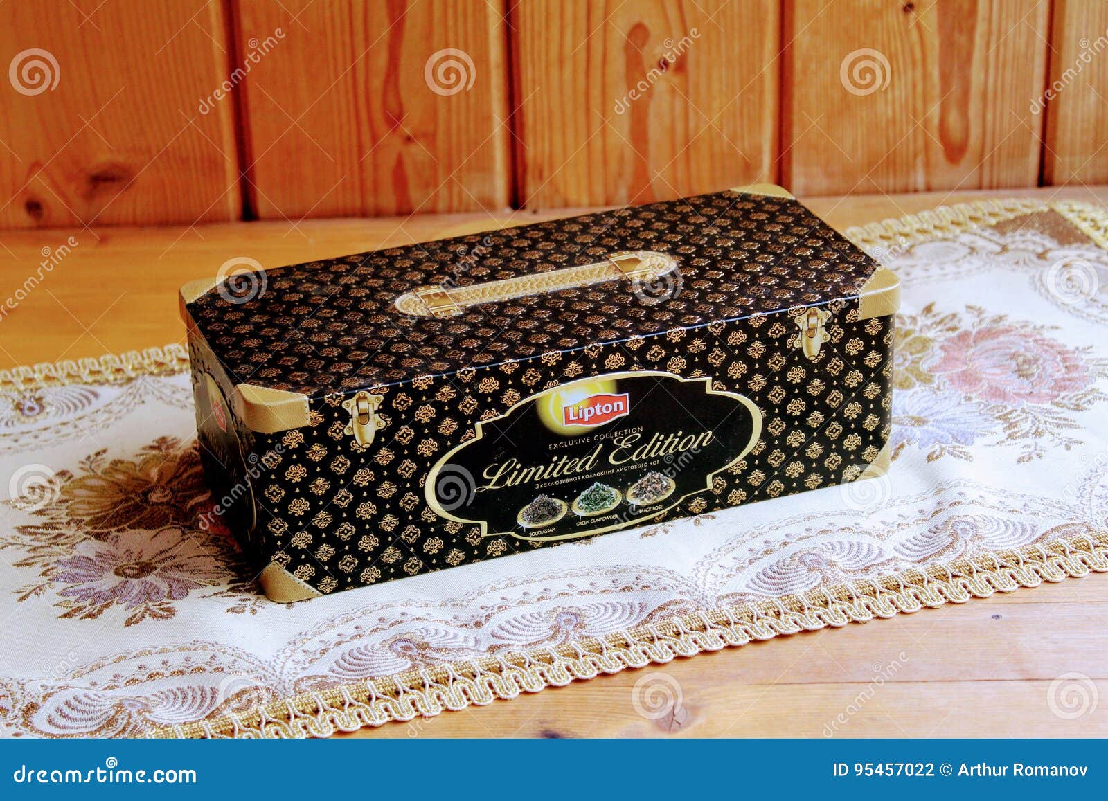 Exclusive Box of Lipton Tea. Editorial Photography - Image of wooden ...