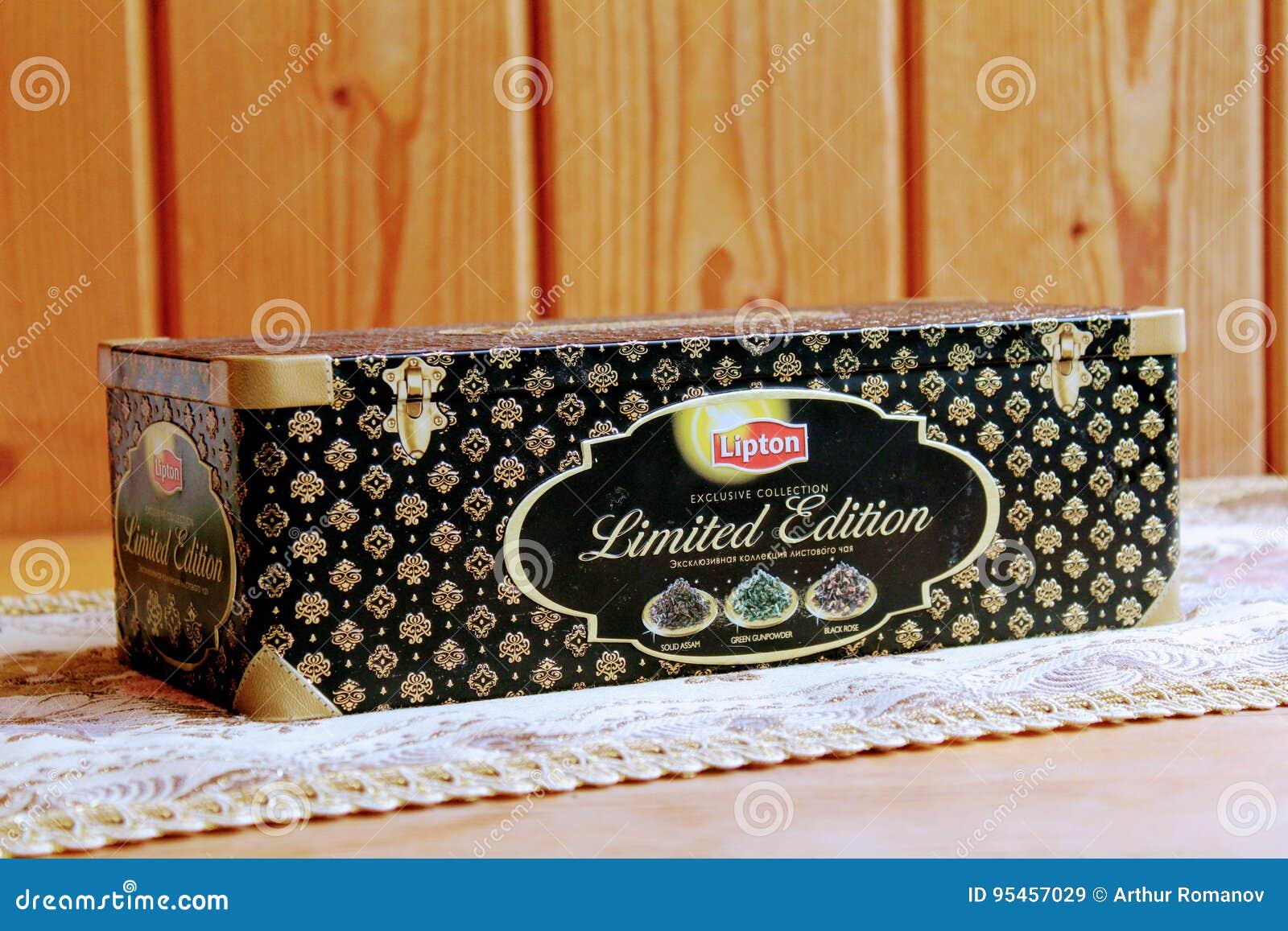 Exclusive Box of Lipton Tea. Editorial Stock Image - Image of indoors ...