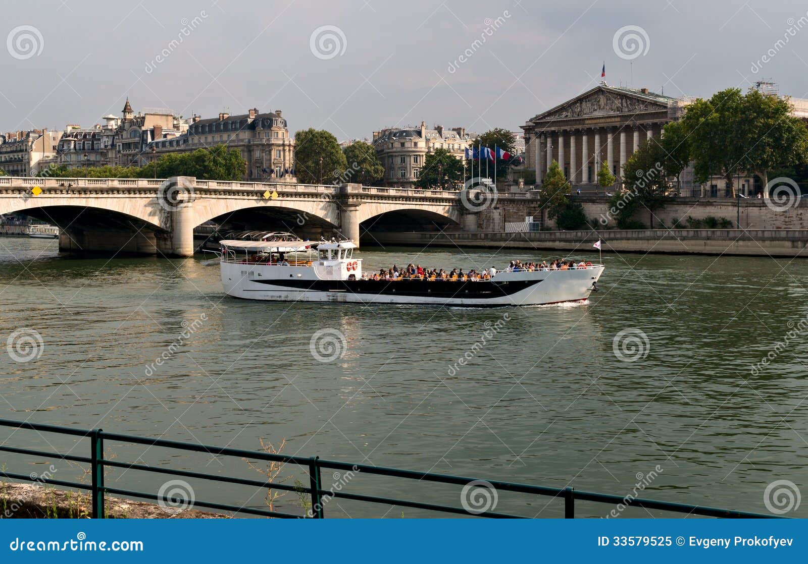Excursion Boat at the Seine in Paris Editorial Image - Image of europe ...