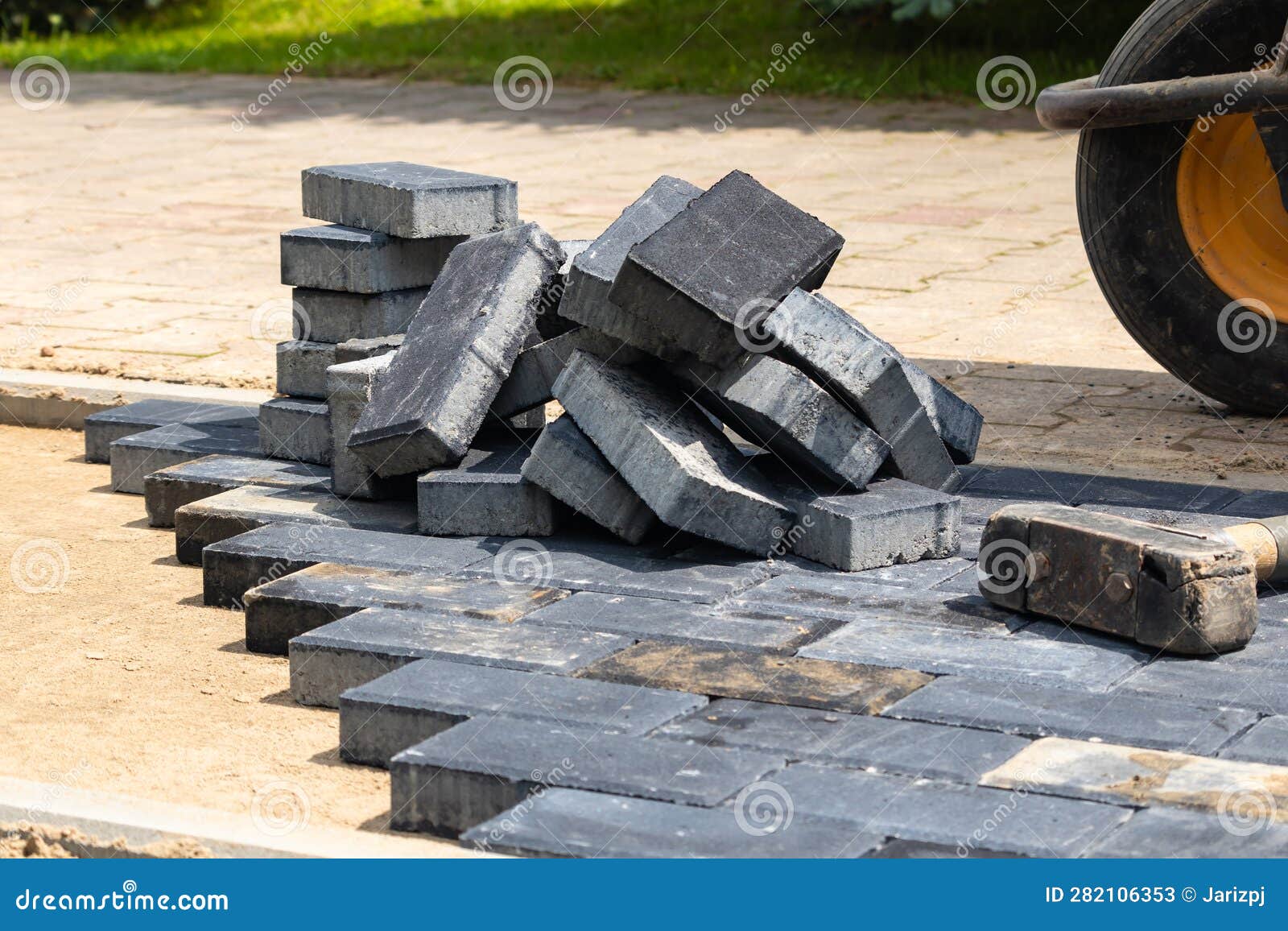 Leveling Pavers Royalty-Free Stock Image | CartoonDealer.com #9178078