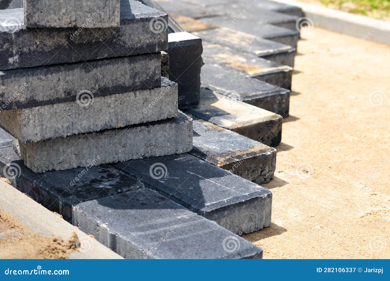 Leveling Pavers Royalty-Free Stock Image | CartoonDealer.com #9178078