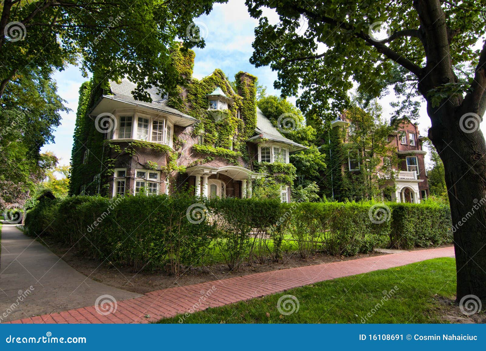 Executive House1 stock image. Image of residence, beauty - 16108691