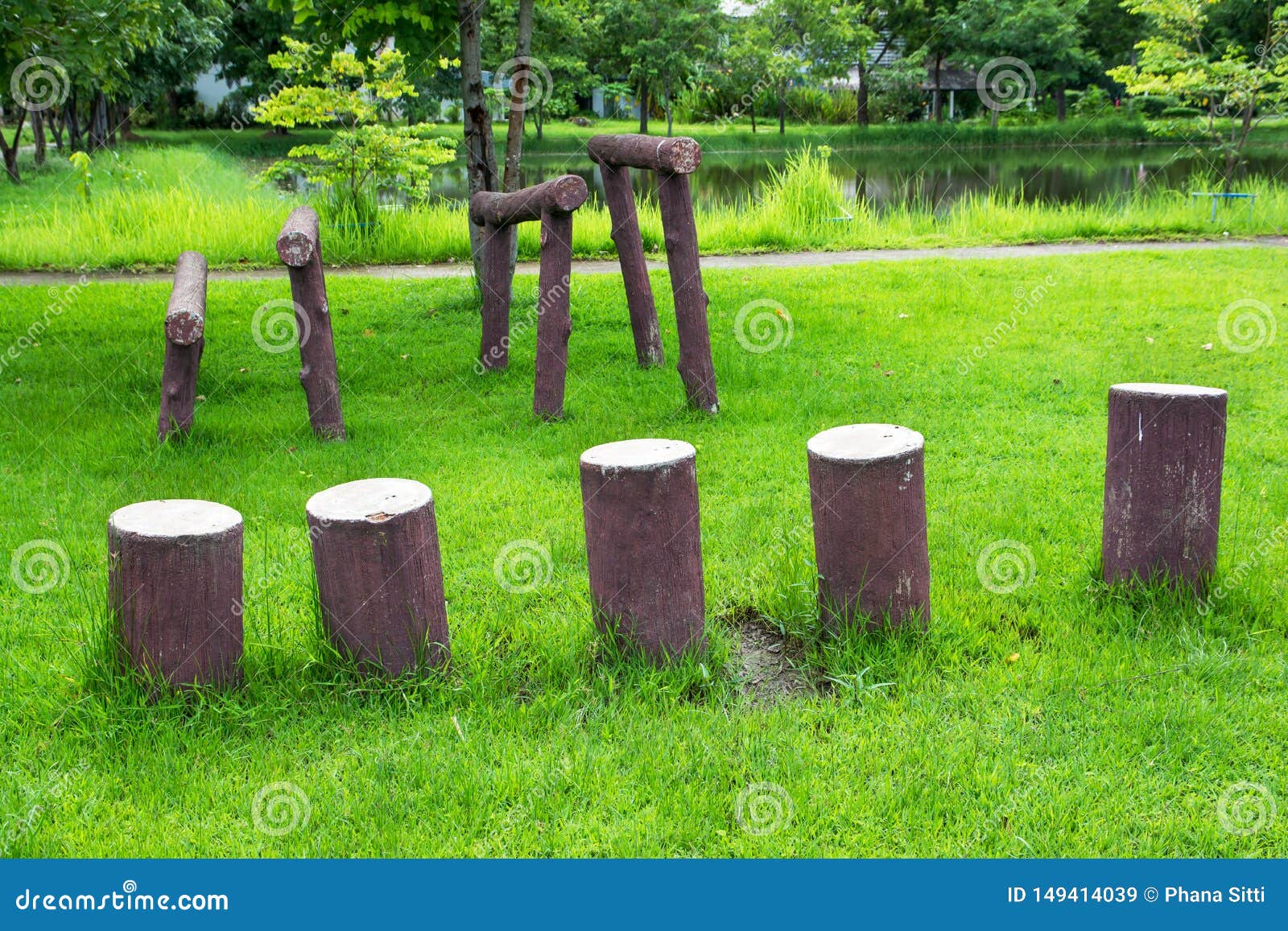 Exercise Area Concrete Pole for Foot Step Exercise with Obstacle Garden ...