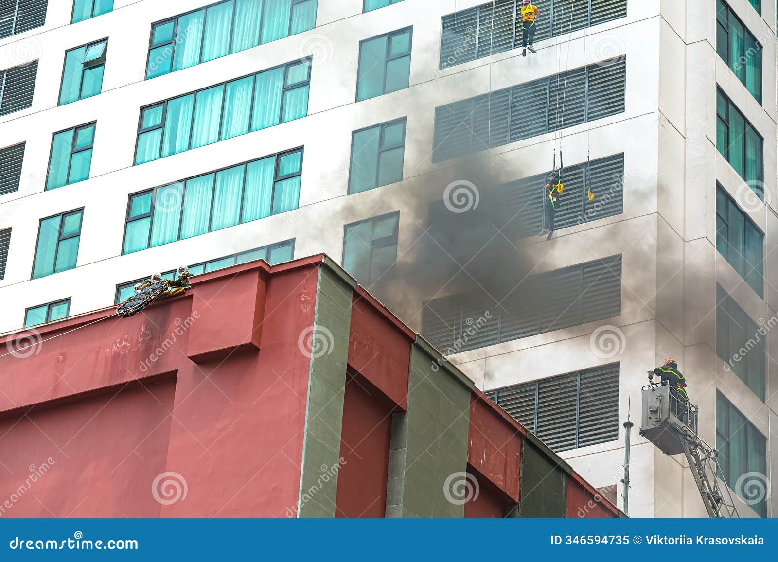 Exercises for Evacuating the Wounded during a Fire Using a Rope Descent ...