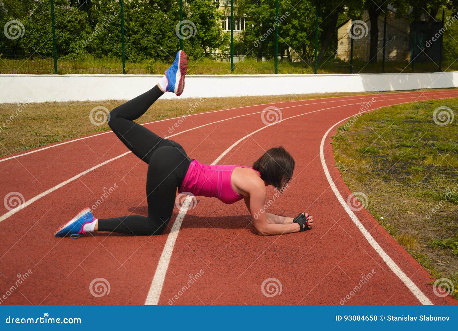 Exersize photo stock. Image du personne, santé, courir - 93084650