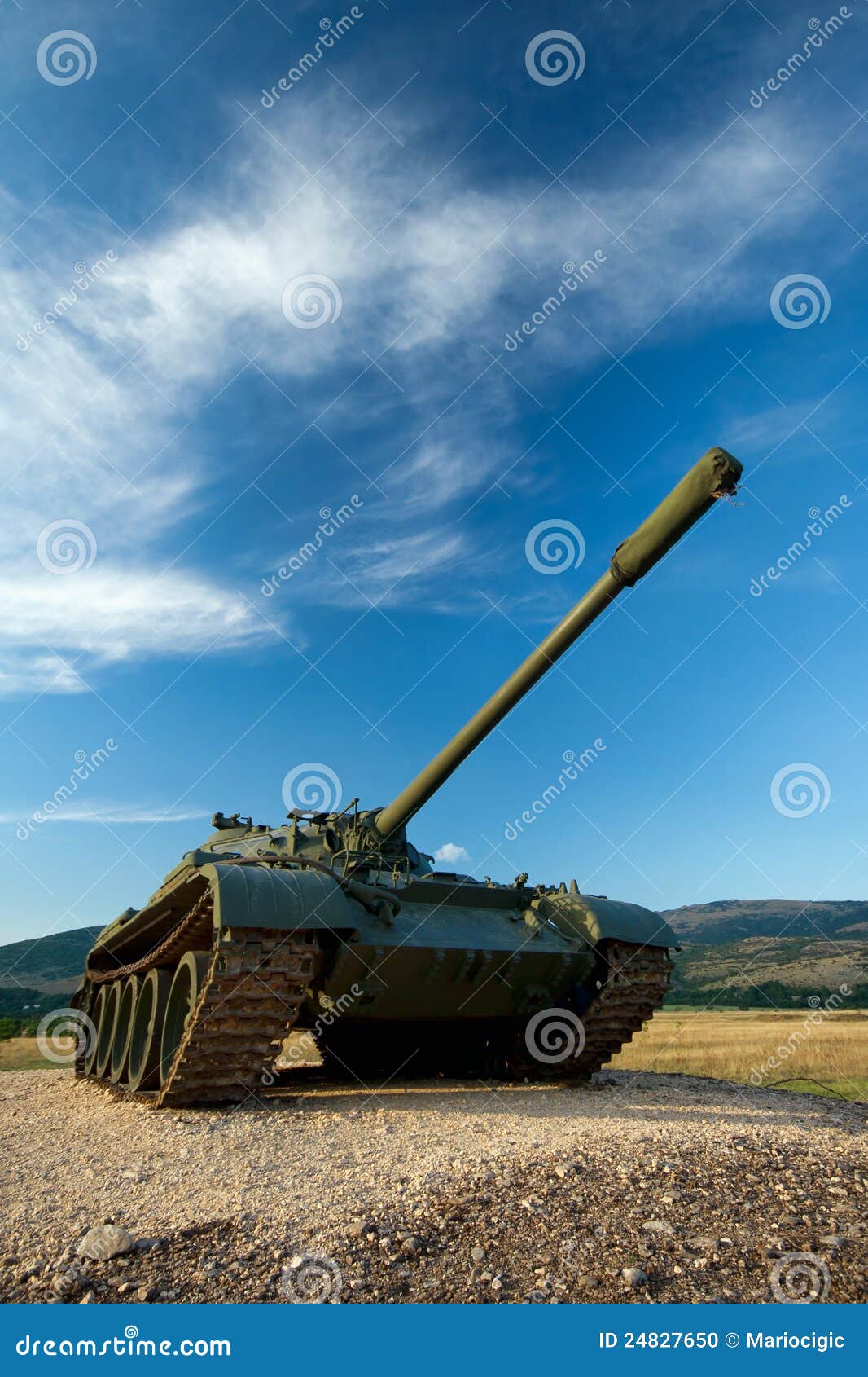 Exhibited a tank T-55 stock photo. Image of gulf, destruction - 24827650