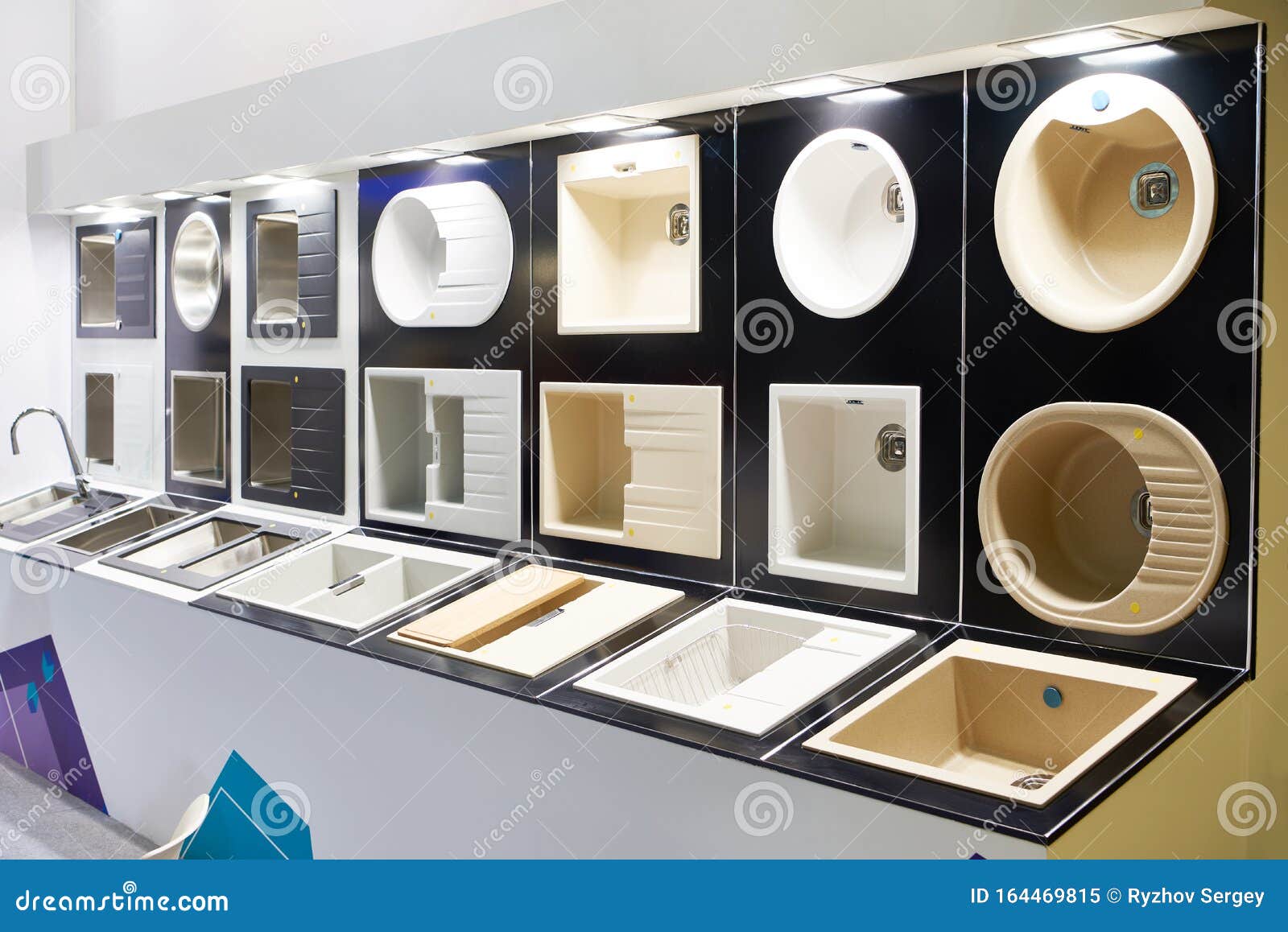 Exhibition of Kitchen Sinks in Store Editorial Image - Image of sale ...
