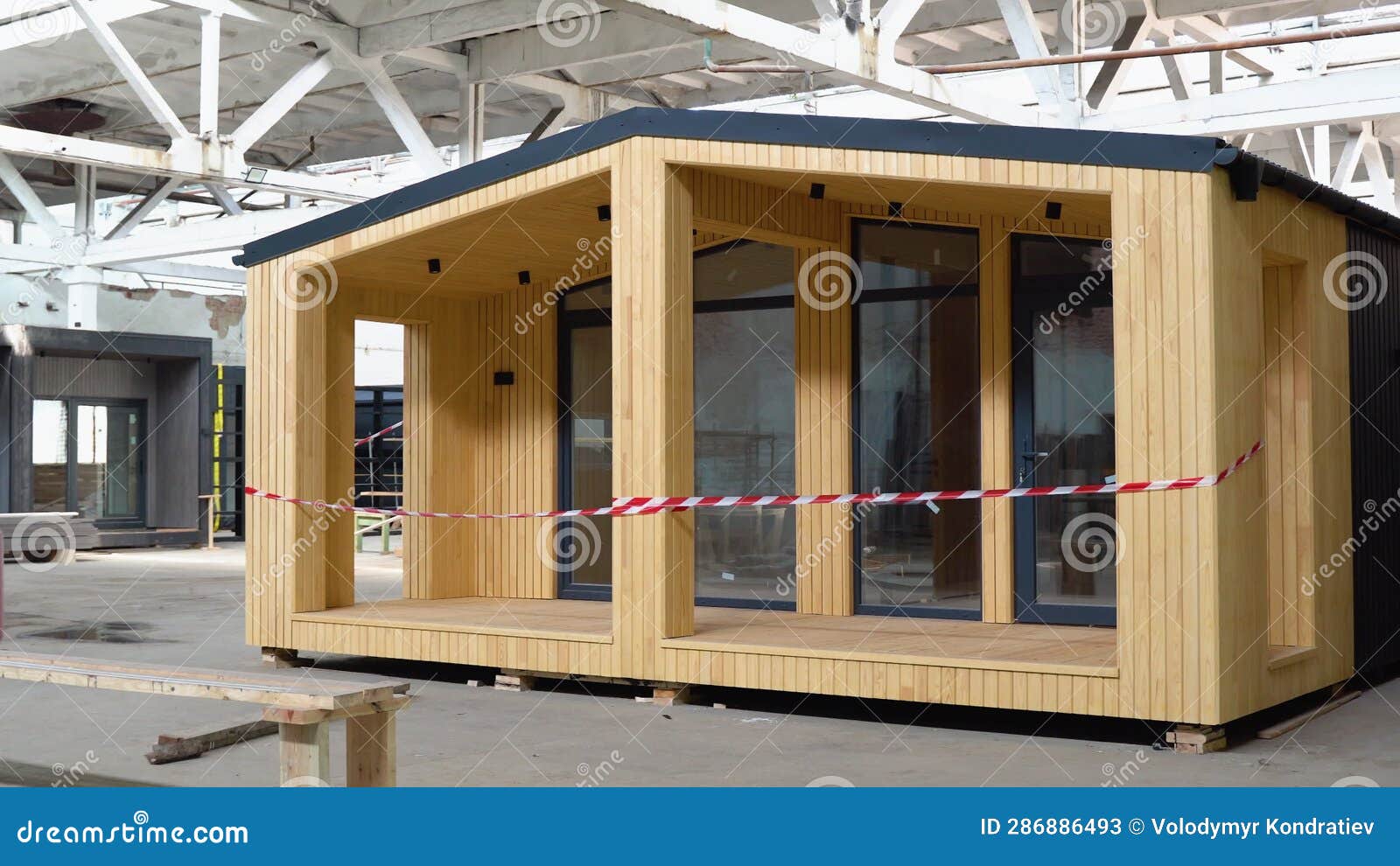 Exhibition of New and Modern Prefabricated Modular House from Composite ...