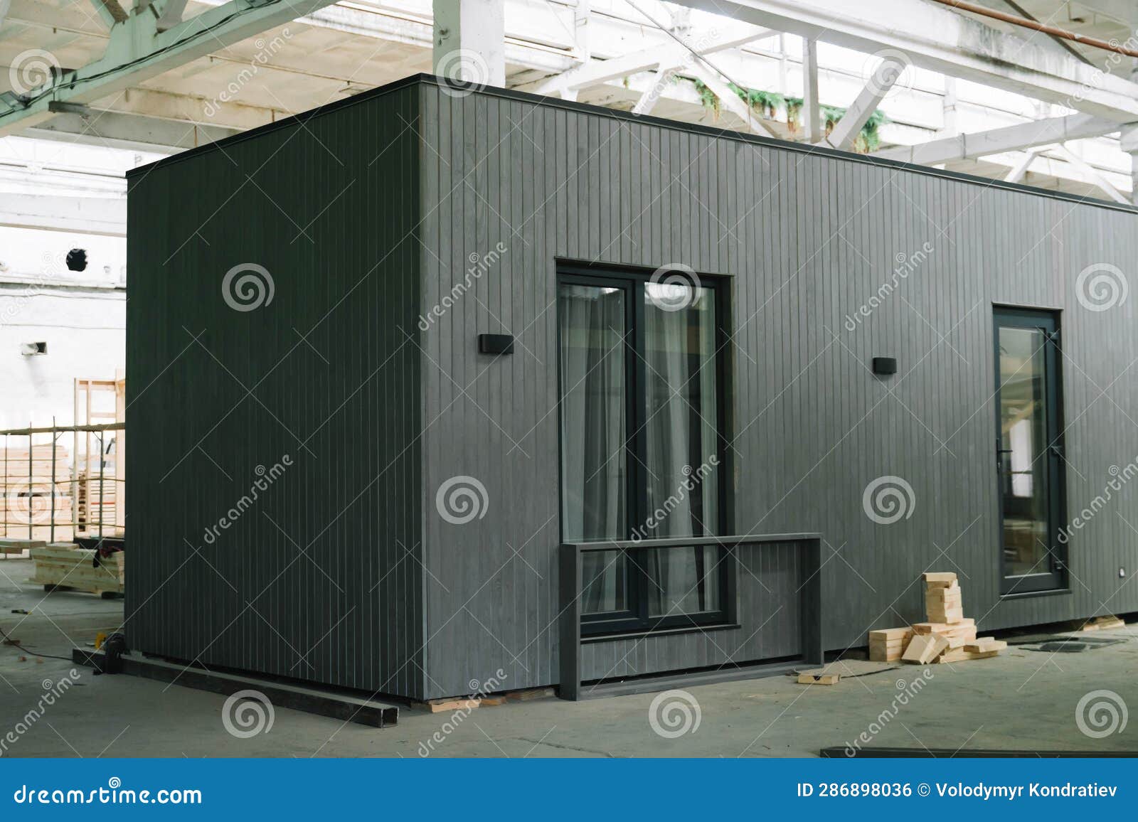 Exhibition of New and Modern Prefabricated Modular House from Composite ...