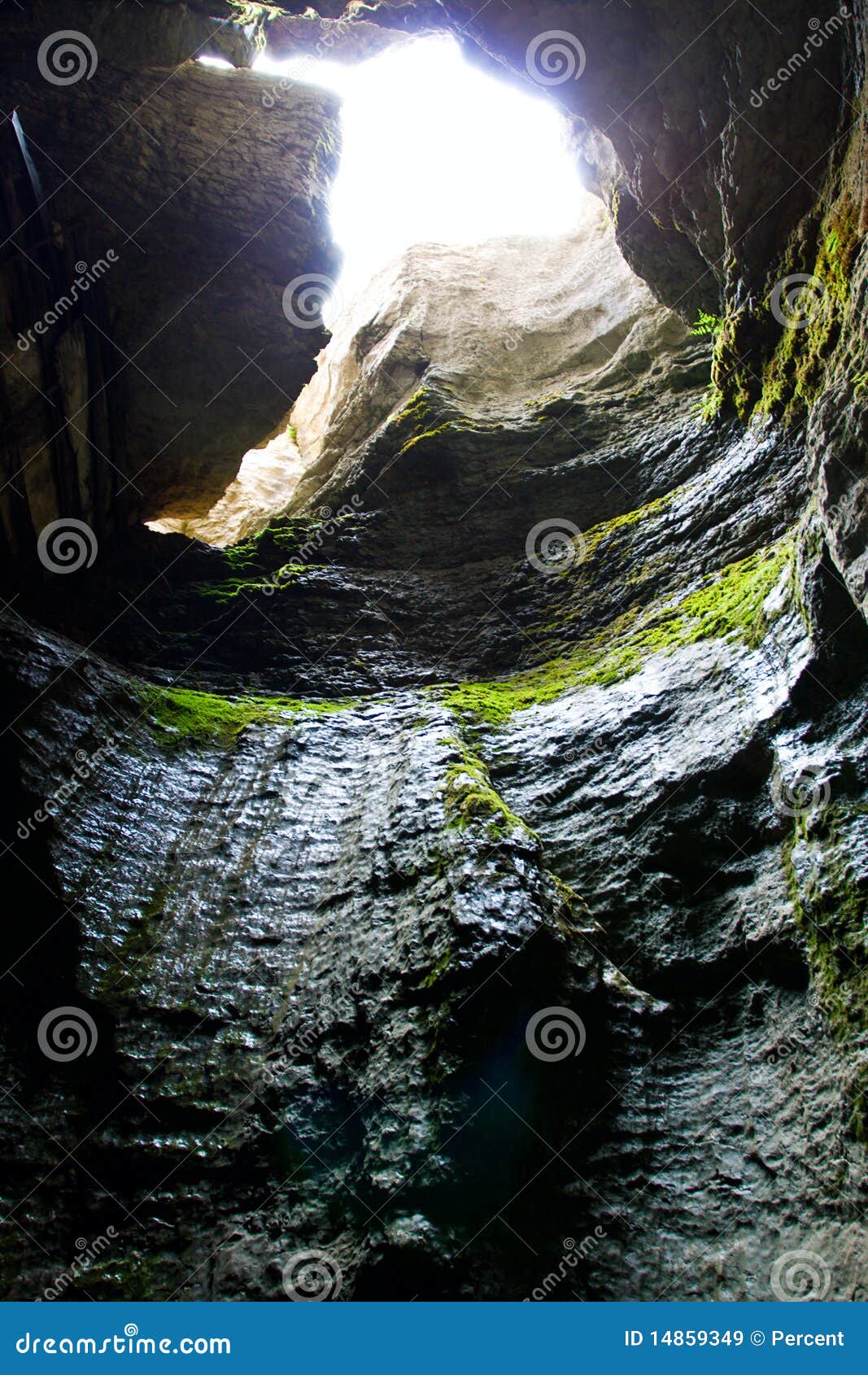 Exit from cave stock image. Image of nature, cave, extreme - 14859349