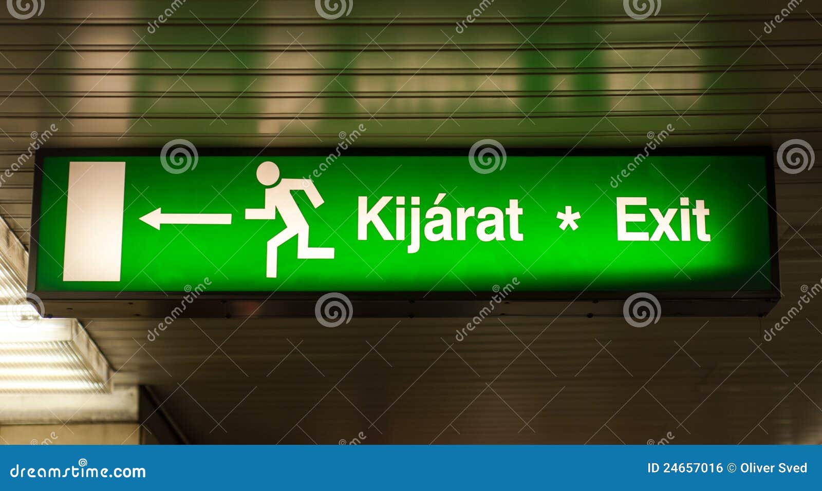 Exit Sign in Metro Underground Stock Photo - Image of glow, green: 24657016