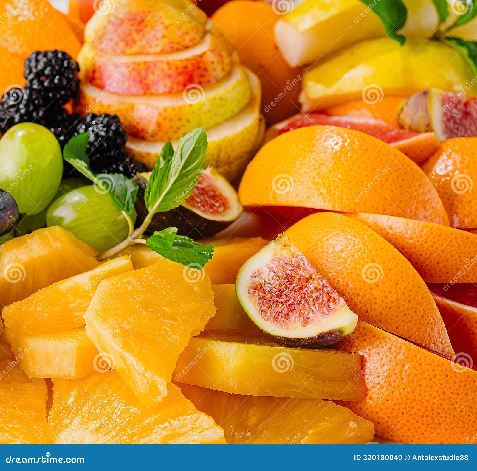 Exotic Fruits Platter Close Up Stock Image - Image of healthy, dessert ...