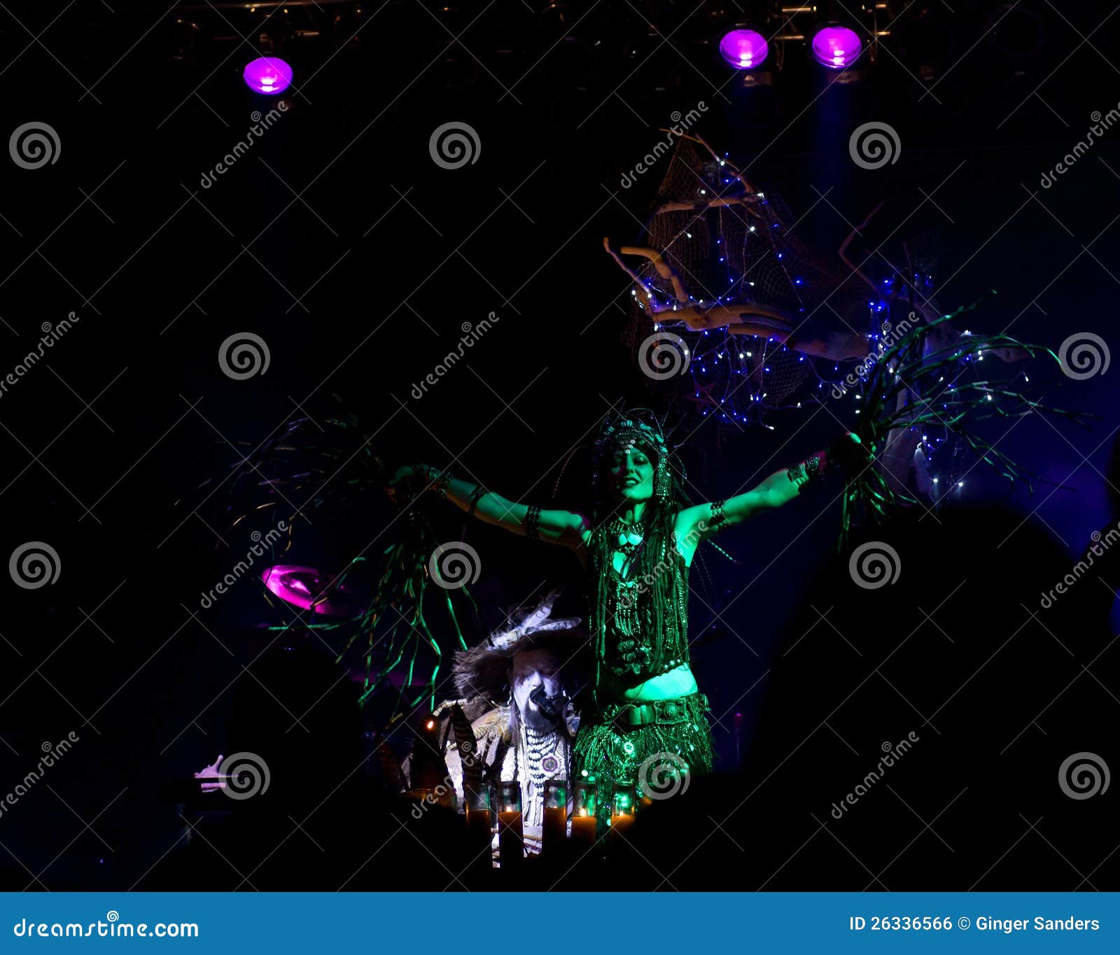 Exotic Green Dancing Fairy at Faerieworlds Editorial Photo - Image of ...