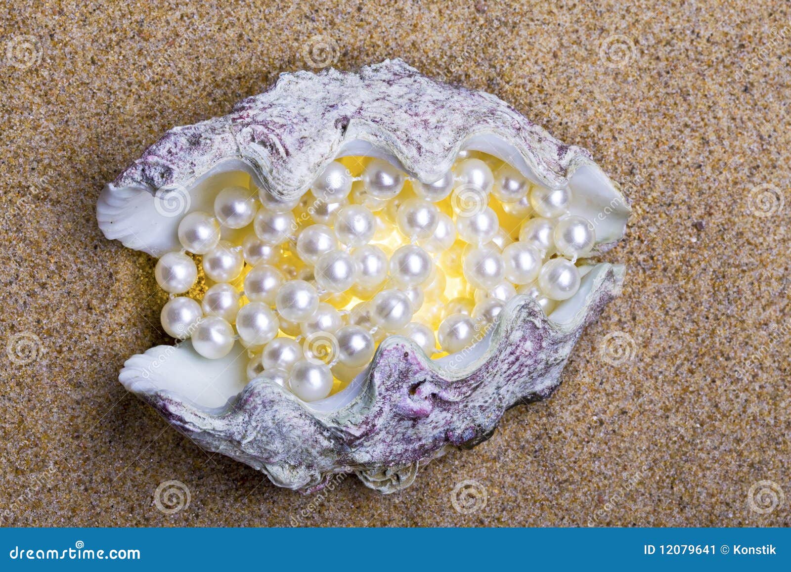 The Exotic Sea Shell with a Pearl Beads Lies Stock Image - Image of ...