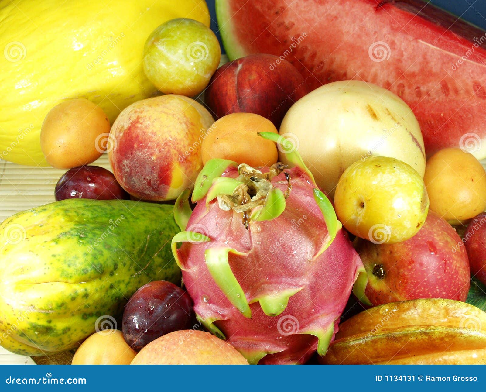 Exotisch fruit stock afbeelding. Image of gezondheid, snoeien - 1134131