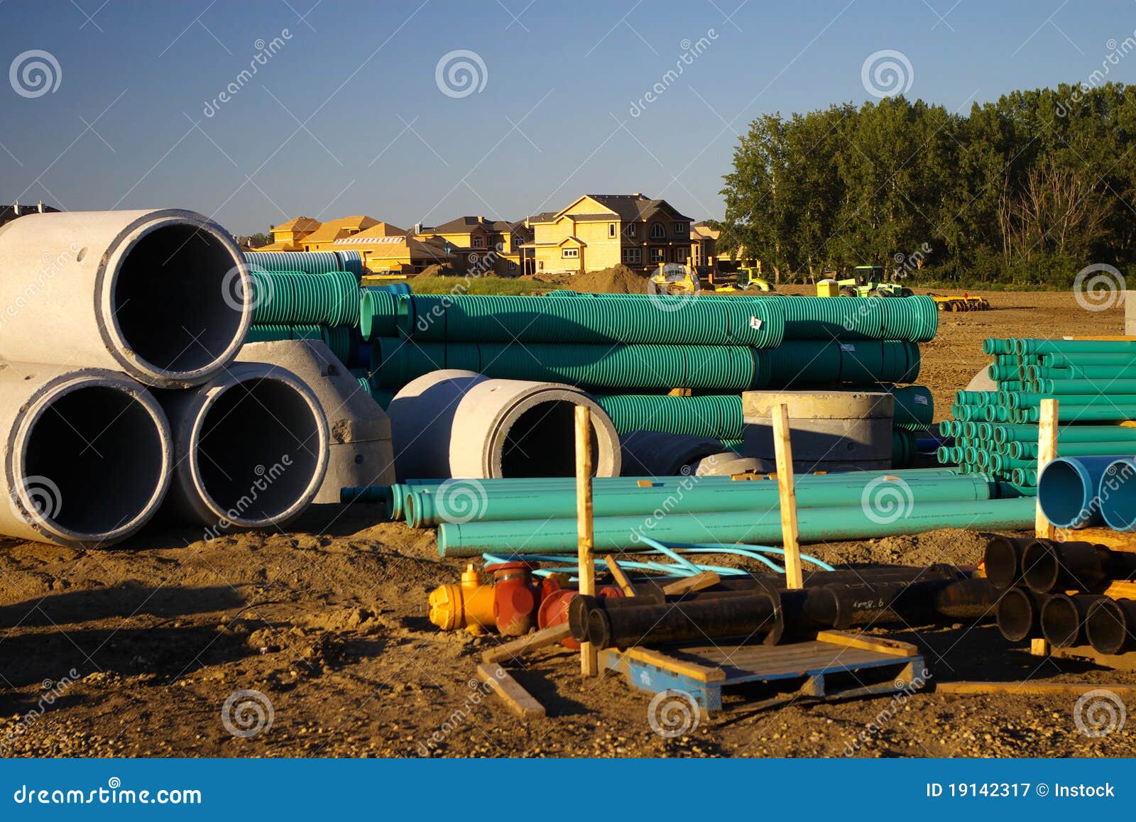 Expanding New Sub Division stock image. Image of houses - 19142317