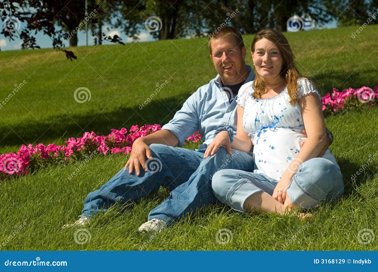 Expecting couple stock image. Image of smiling, caucasian - 3168129
