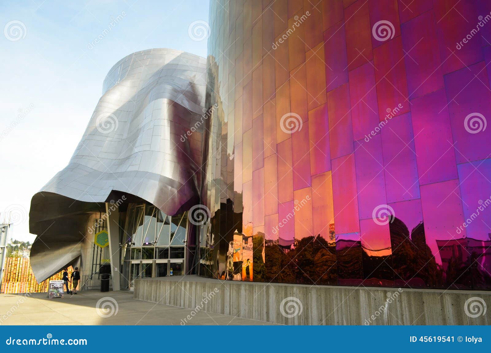 Experience Music Project editorial photo. Image of reflection - 45619541