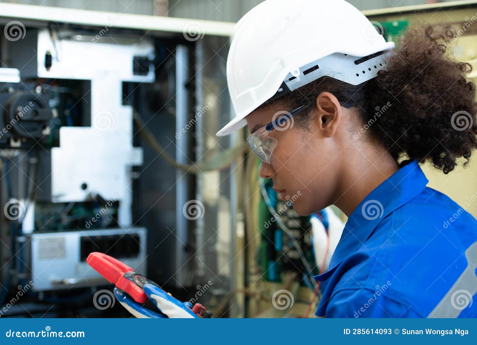 Experienced Female Electrical Engineer the Electrical System Stock ...