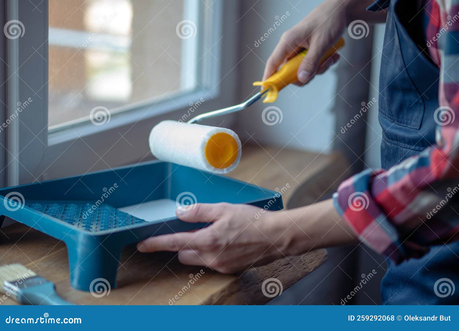 Experienced Worker Getting Ready for Painting the Window Frame Stock ...