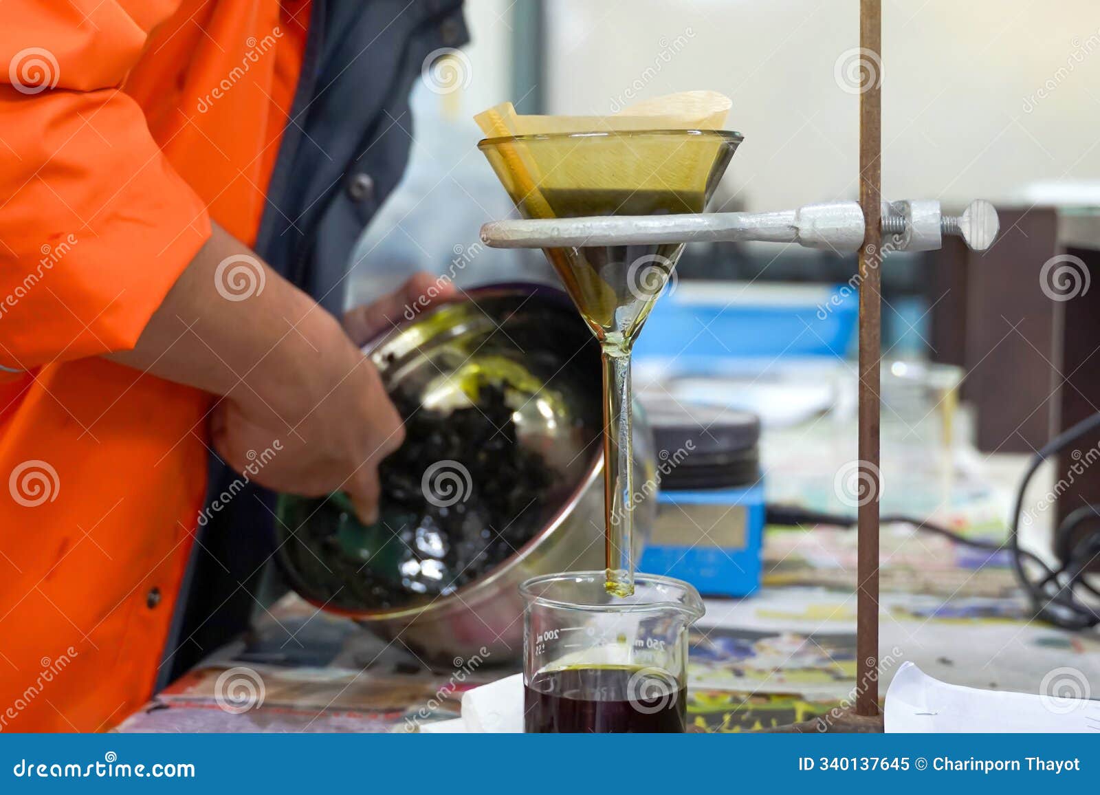 Experiment To Separate Mixed Substances by Pouring Substances into a ...