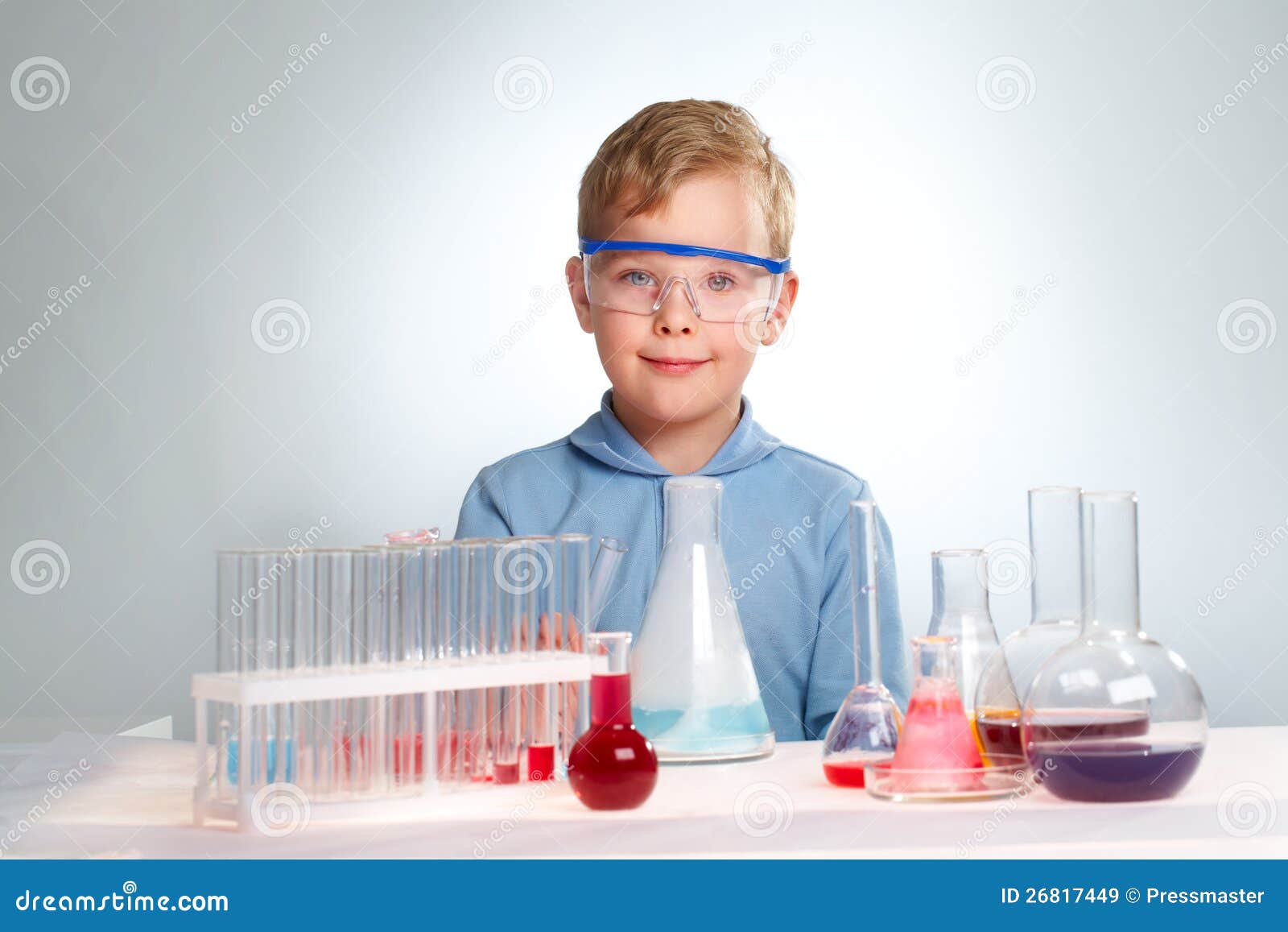 Experimentalist lindo imagen de archivo. Imagen de hermoso - 26817449