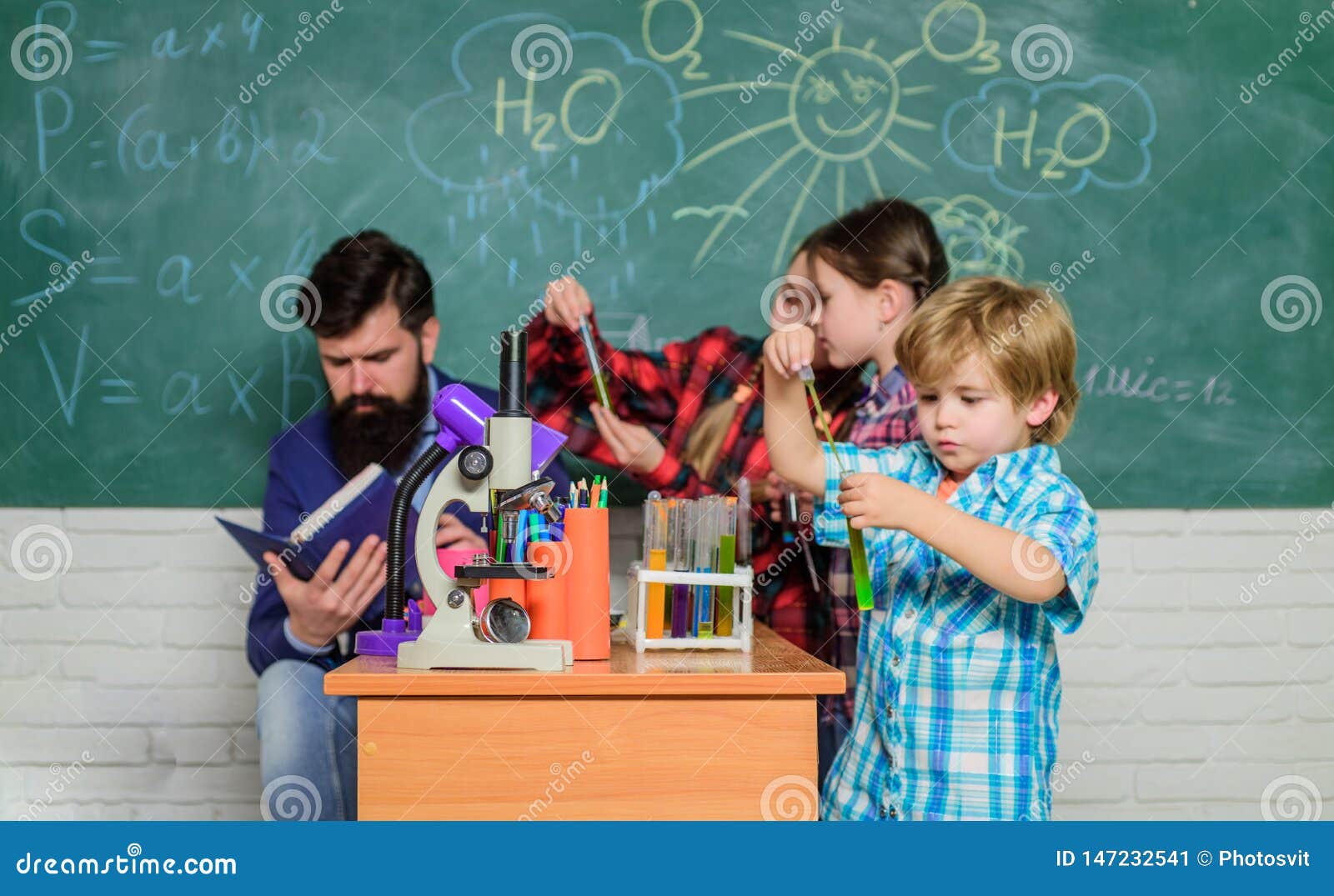 Experimenting Together. Supportive Environment Explore STEM. Practical ...