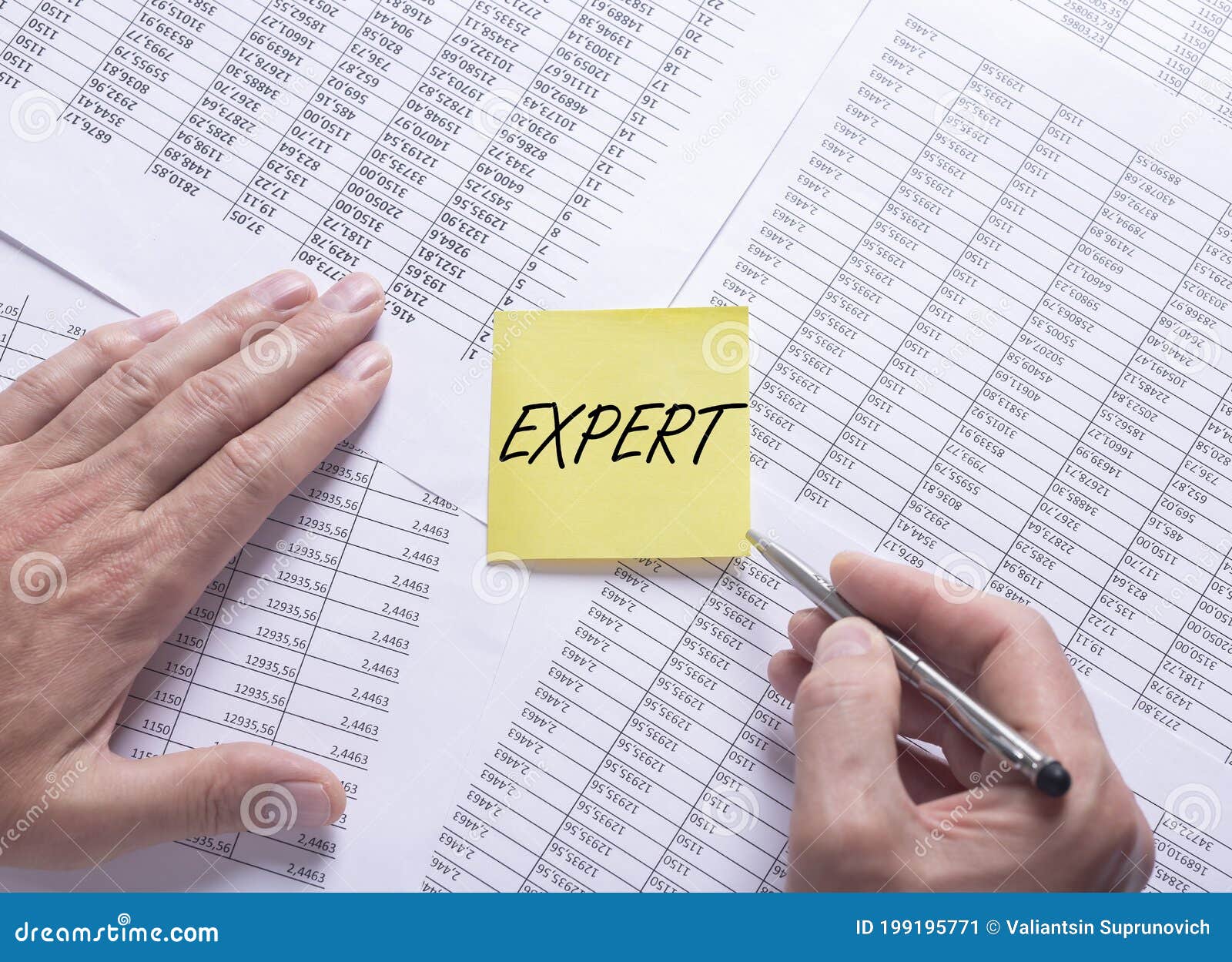 Expert Word Written on Yellow Paper on Table Full of Documents Stock ...