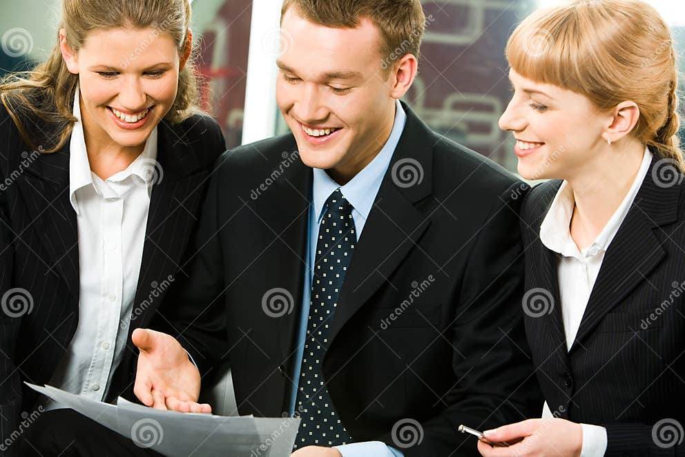 Explication image stock. Image du attrayant, collet, expliquer - 4829065