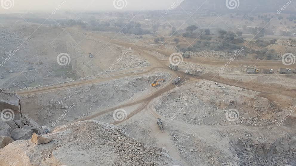 Exploitation de pierre image stock. Image du pierre - 170783939