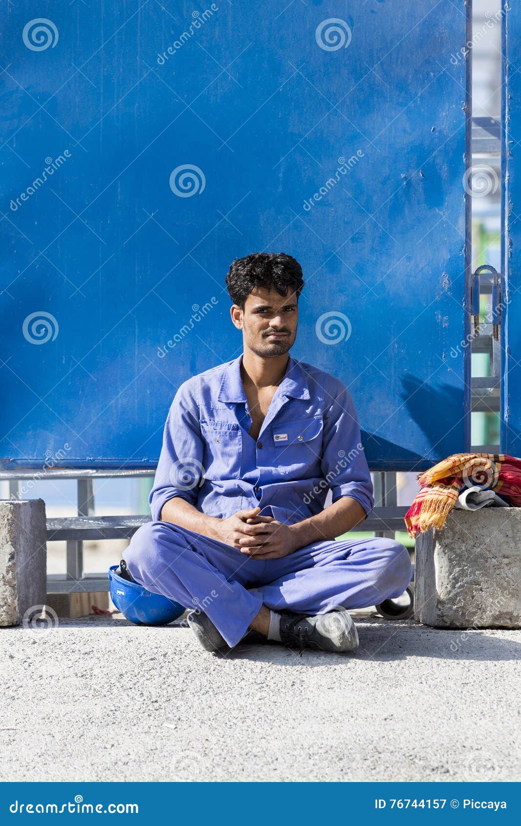 The Exploitation of Indian Workers in Dubai Editorial Photography ...