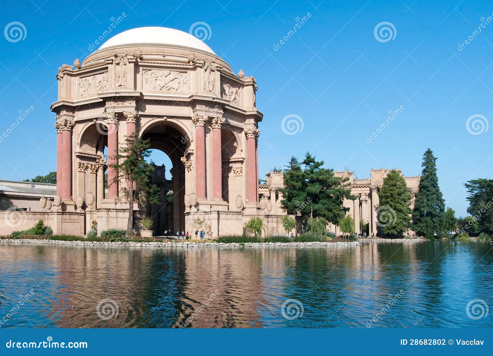 Exploratorium and Palace of Fine Arts in San Francisco. Stock Photo ...