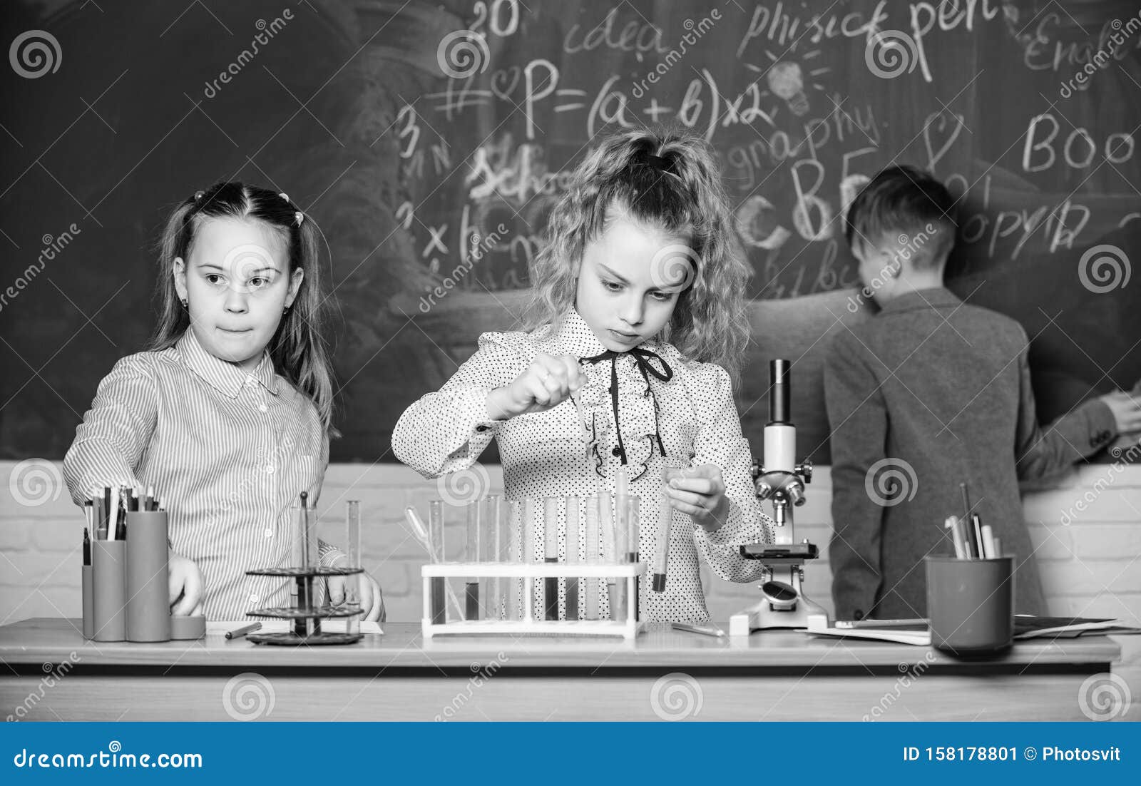 Explore Chemistry. Chemistry Lesson. Chemistry Lab. Interesting And ...