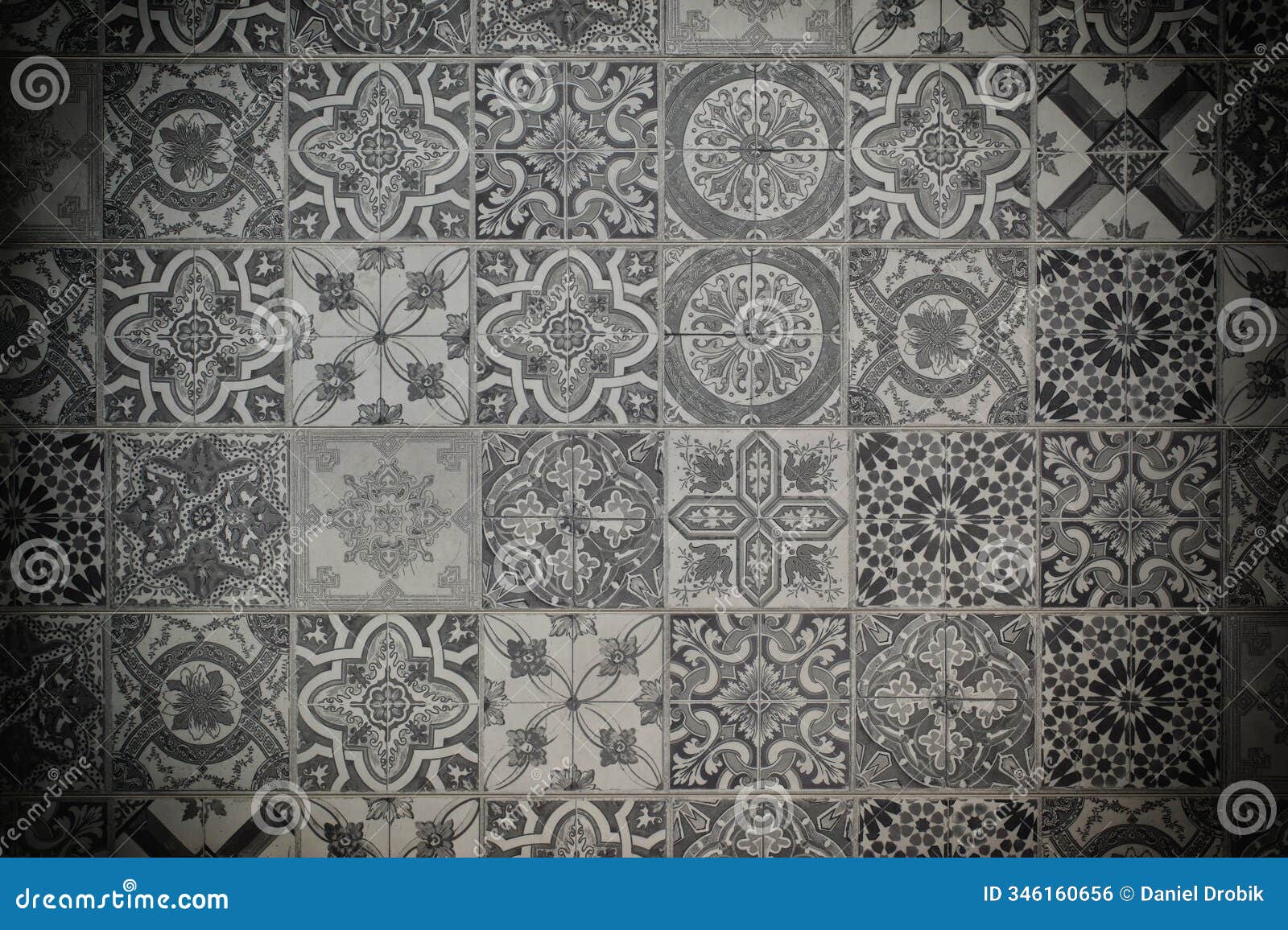 Explore the Intricate and Beautiful Black and White Tile Patterns for ...
