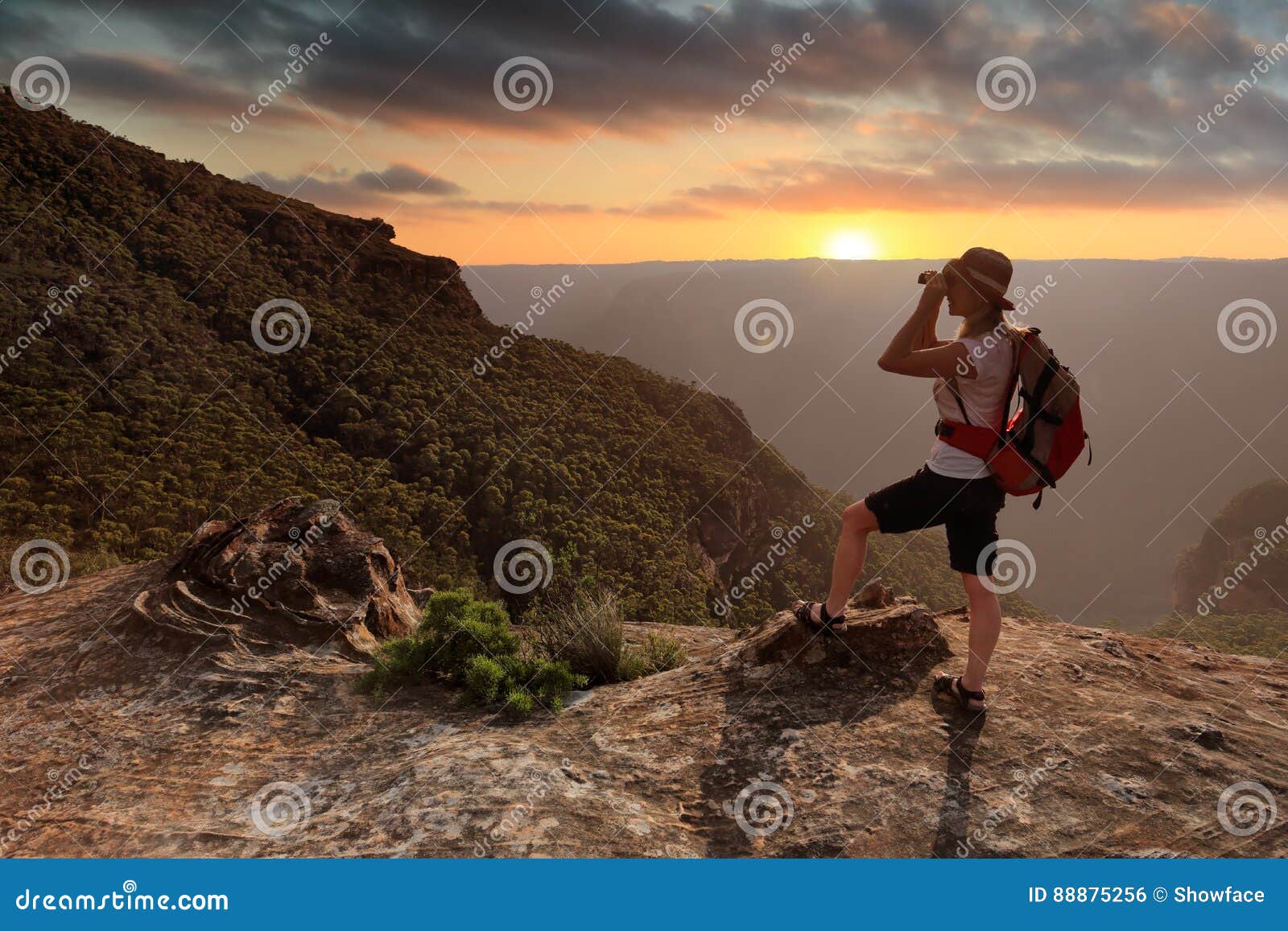 Exploring the Explorer`s Range, Blue Mountains Stock Photo - Image of ...