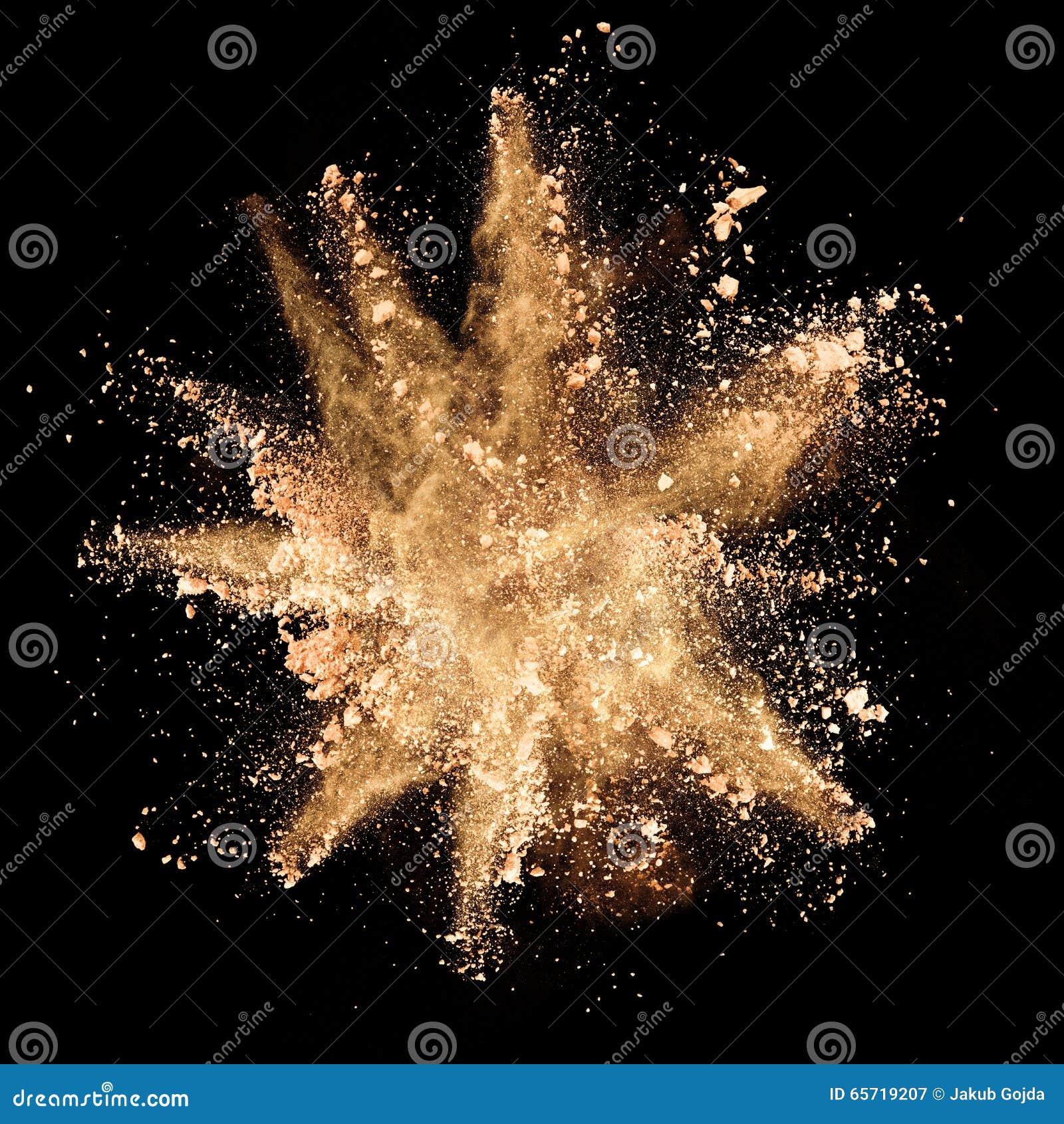 Explosion De Poudre Brune Sur Le Fond Noir Image stock - Image du éclat ...