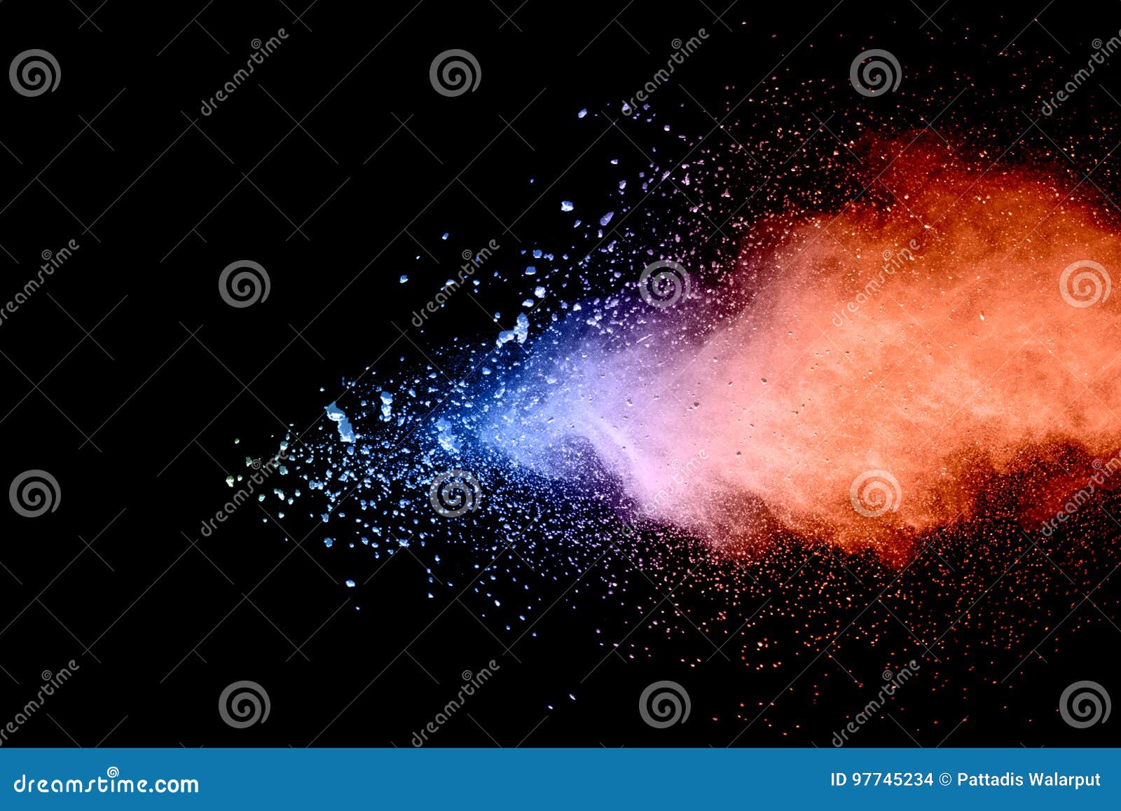 Explosion De Poudre De Couleur Photo stock - Image du soufflement ...