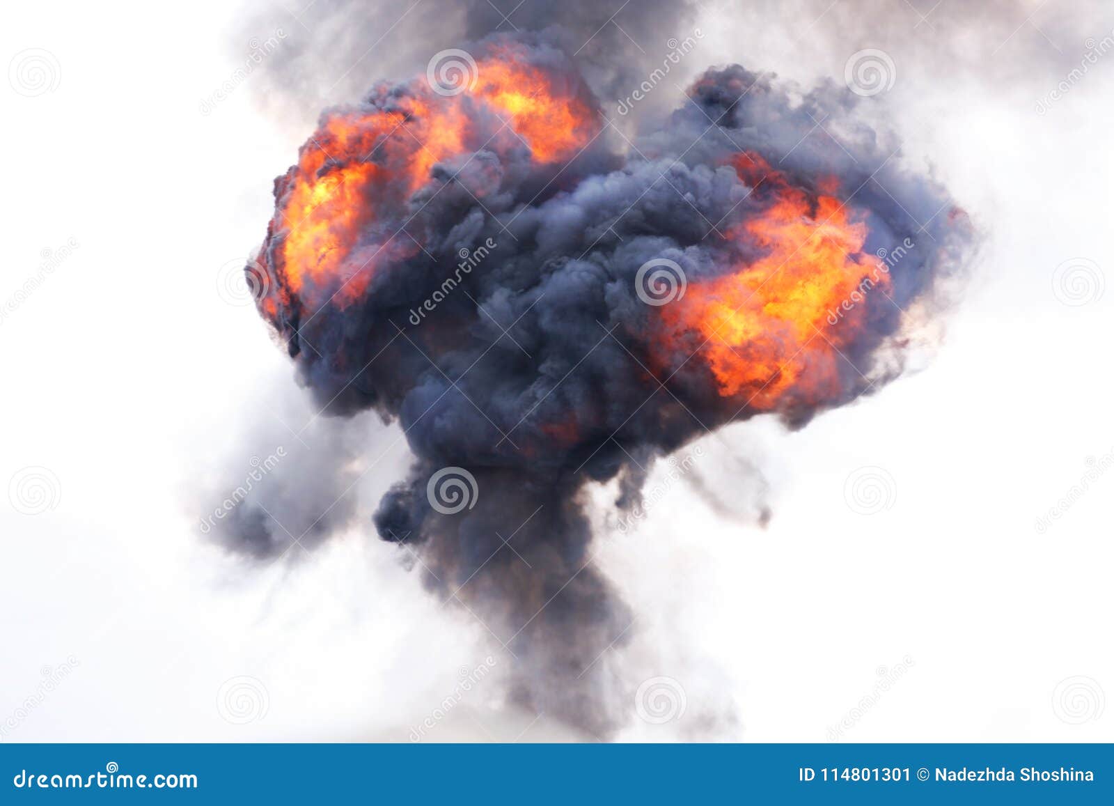 Explosion Mit Feuer Und Rauche Stockbild - Bild von hölle, hell: 114801301