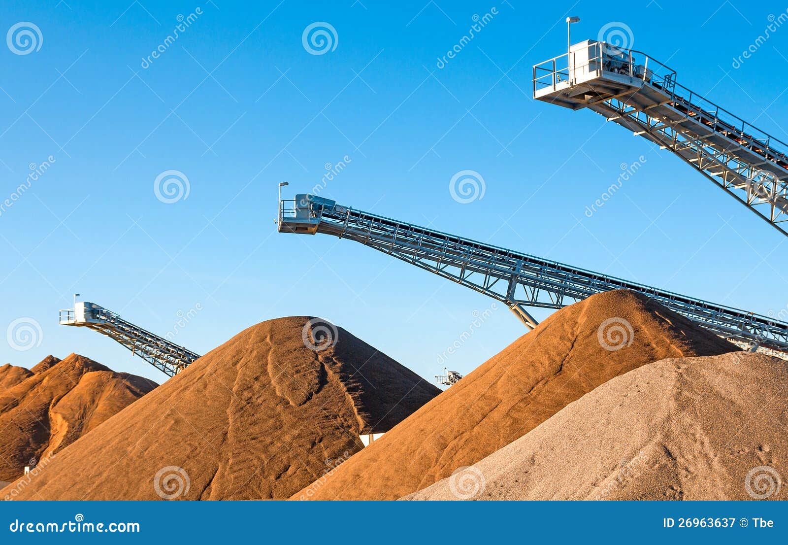 Explotación minera imagen de archivo. Imagen de pala - 26963637