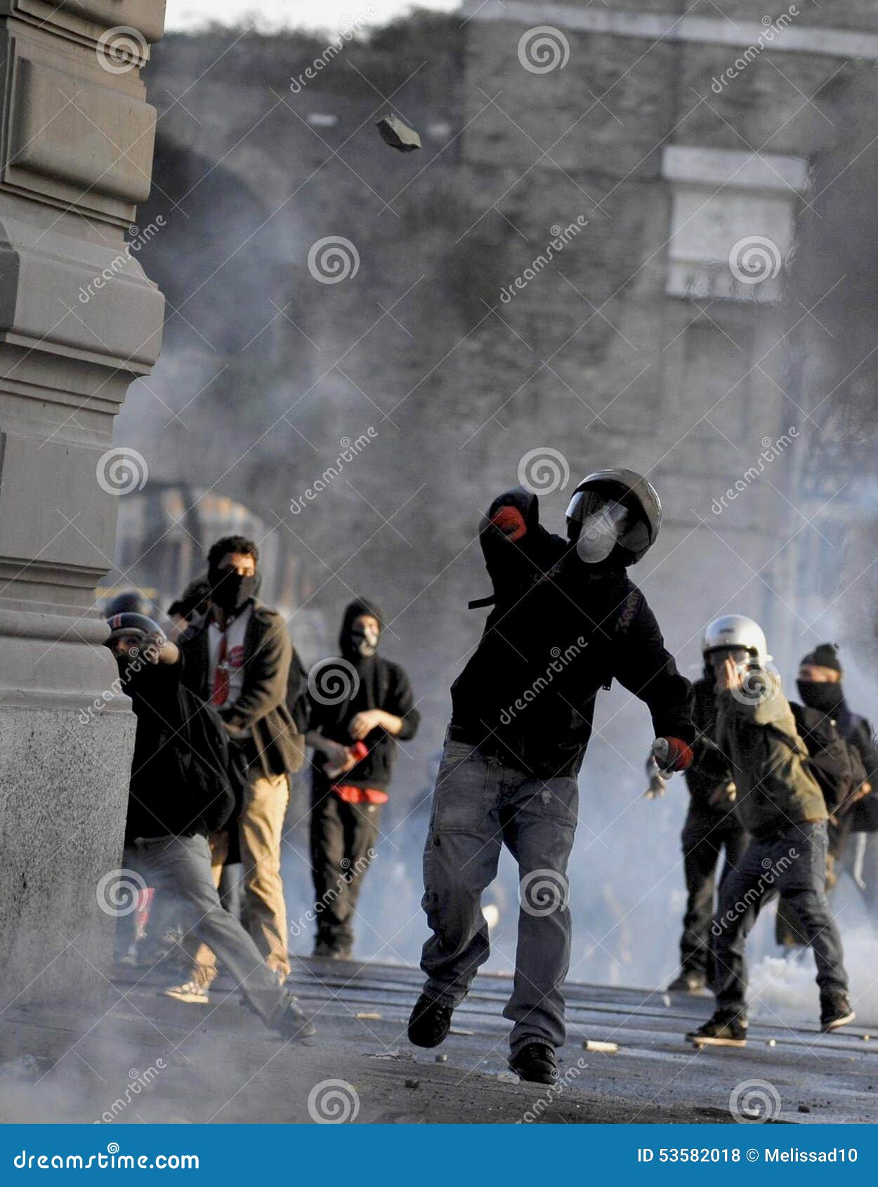 Expo 2015: Black Blocks in Action Editorial Stock Photo - Image of ...