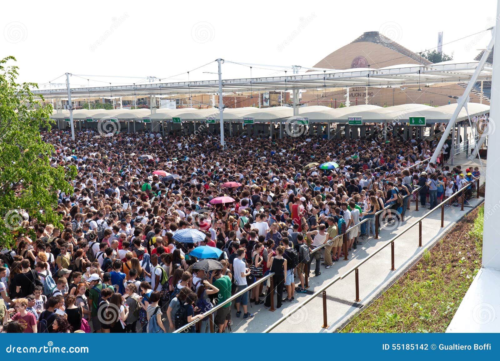 Expo crowd editorial photography. Image of expo, exposition - 55185142