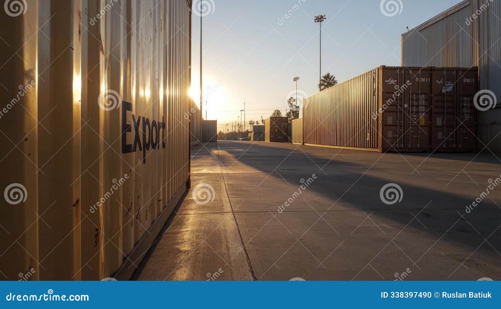 Export Container: Sturdy Shipping Box Labeled Export, International ...