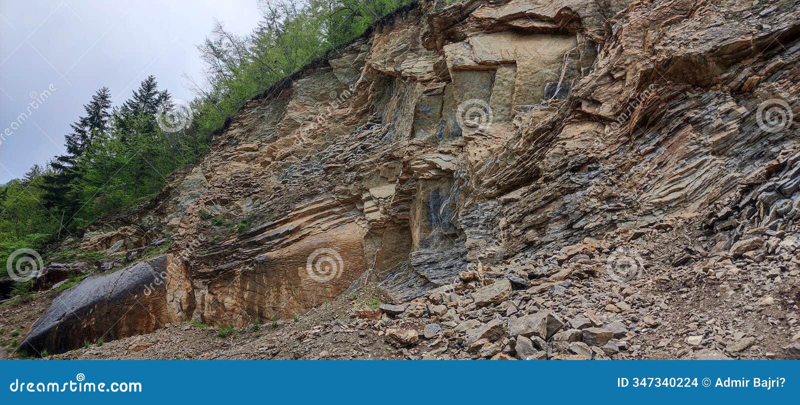 Exposed Folded Rock Layers in a Geological Notch Stock Photo - Image of ...