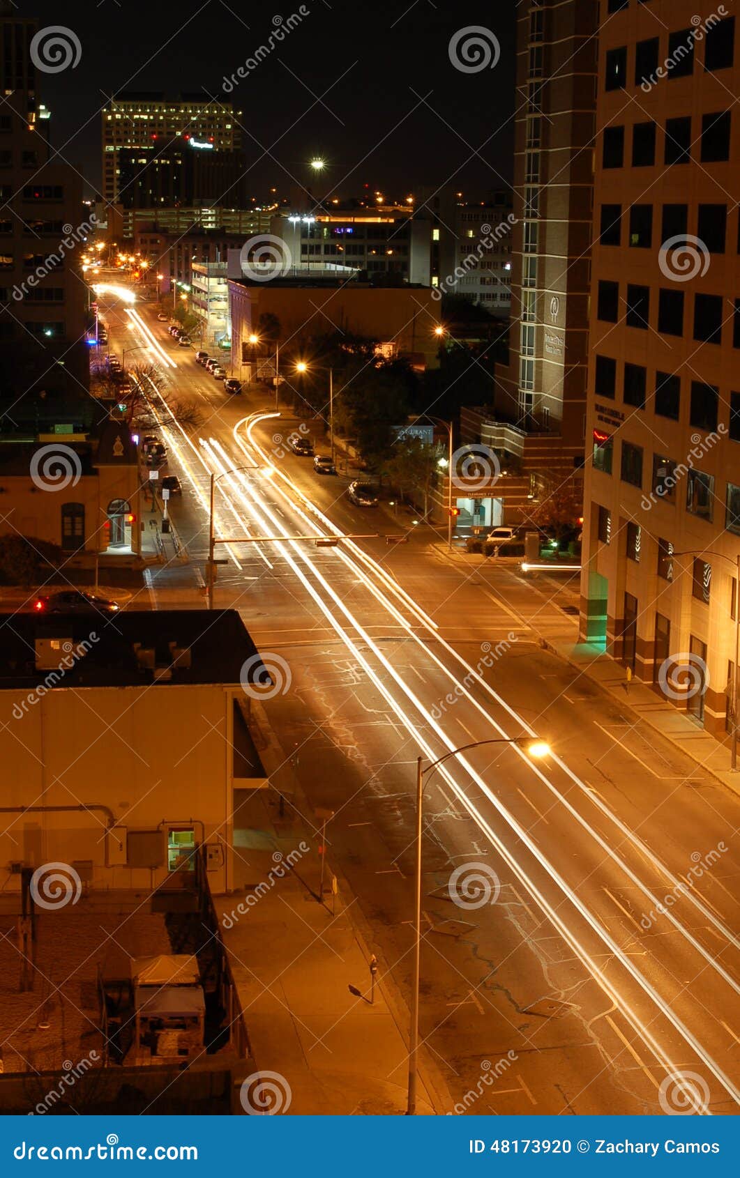 Exposition De Rues De Ville Longue Image éditorial - Image of phares ...