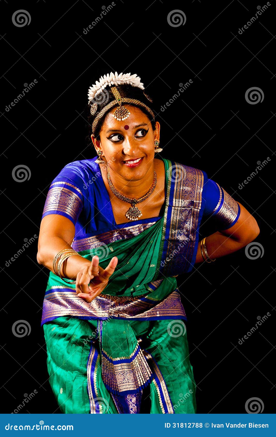 Expressão Indiana Tradicional Da Dança Foto de Stock - Imagem de ...