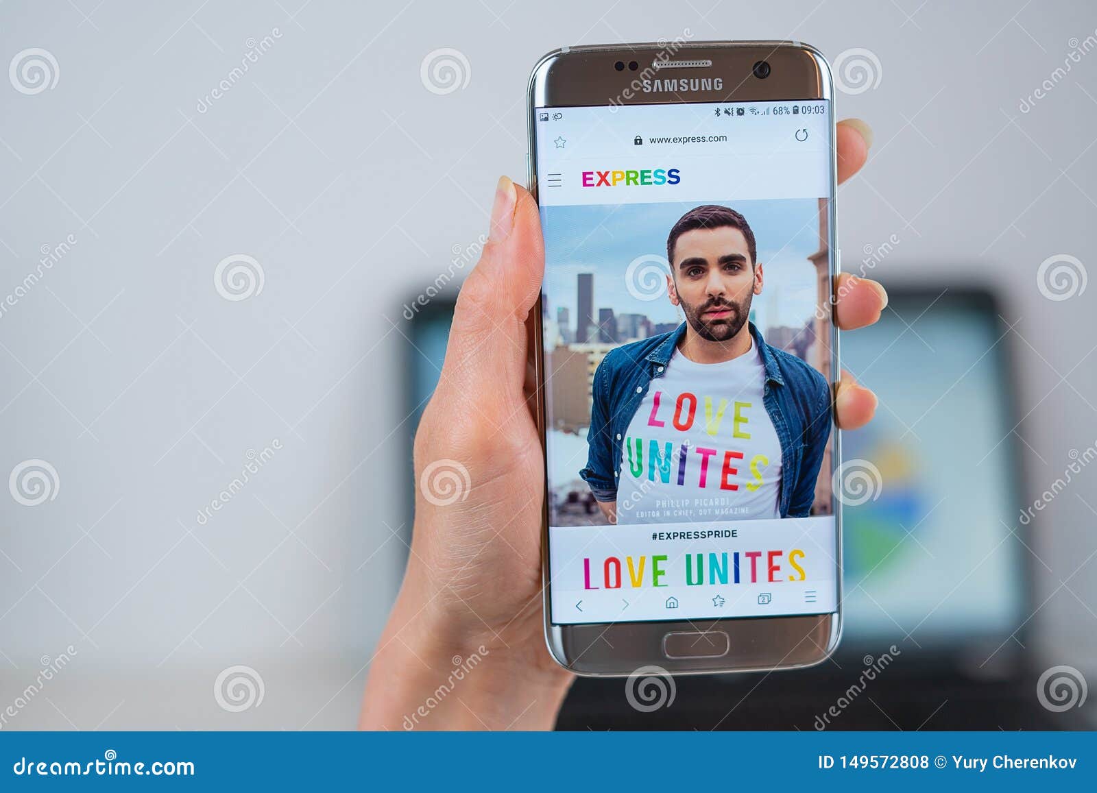 Express.com Web Site Opened on the Mobile Editorial Stock Photo - Image ...