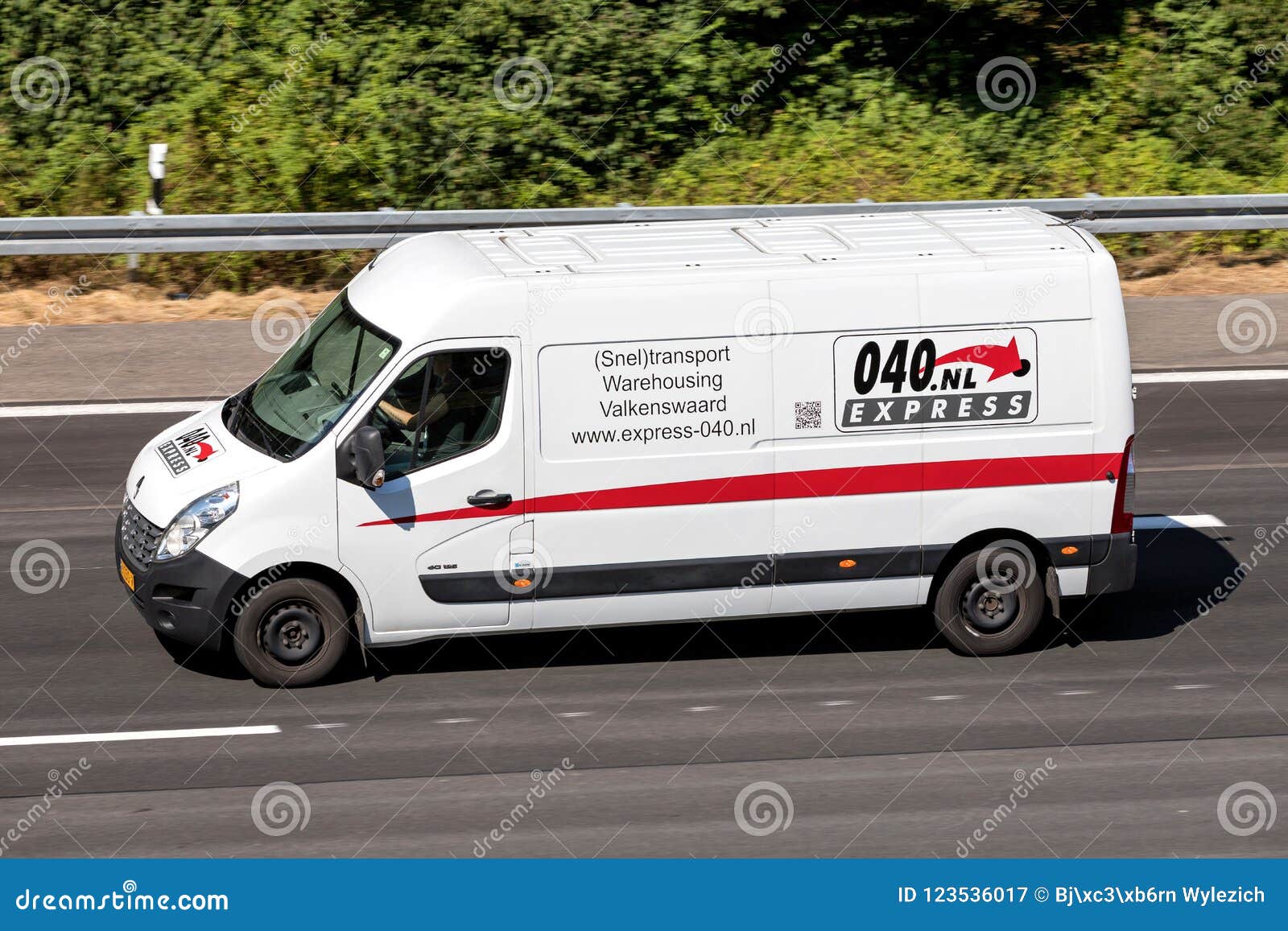 Express-040 Van on Motorway Editorial Photography - Image of logo ...