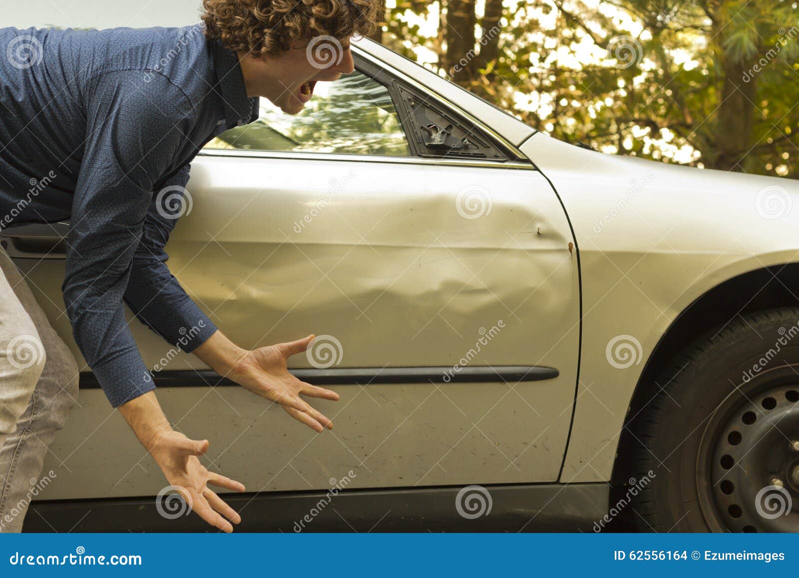 Expression Du Visage D'accident De Voiture Photo stock - Image du drôle ...