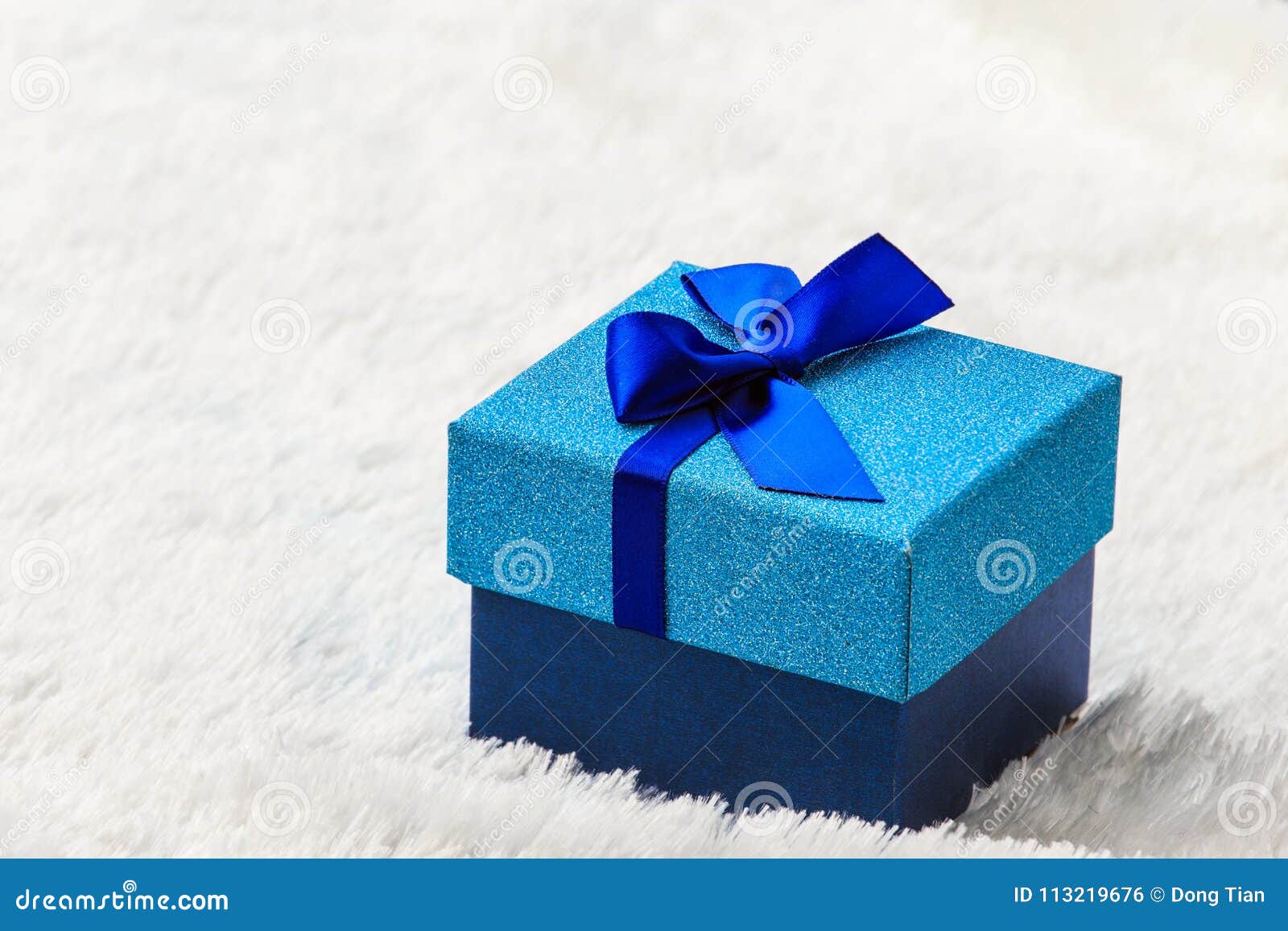 Exquisite gift box stock photo. Image of department - 113219676